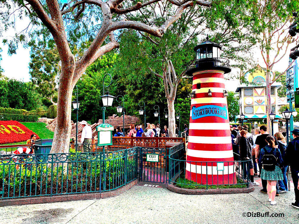 Old-Vintage Tickets Booths in Disneyland, Anaheim, California - DizBuff.com